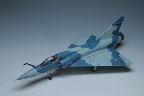タミヤ 1/72 ミラージュ 2000C & YF-22A